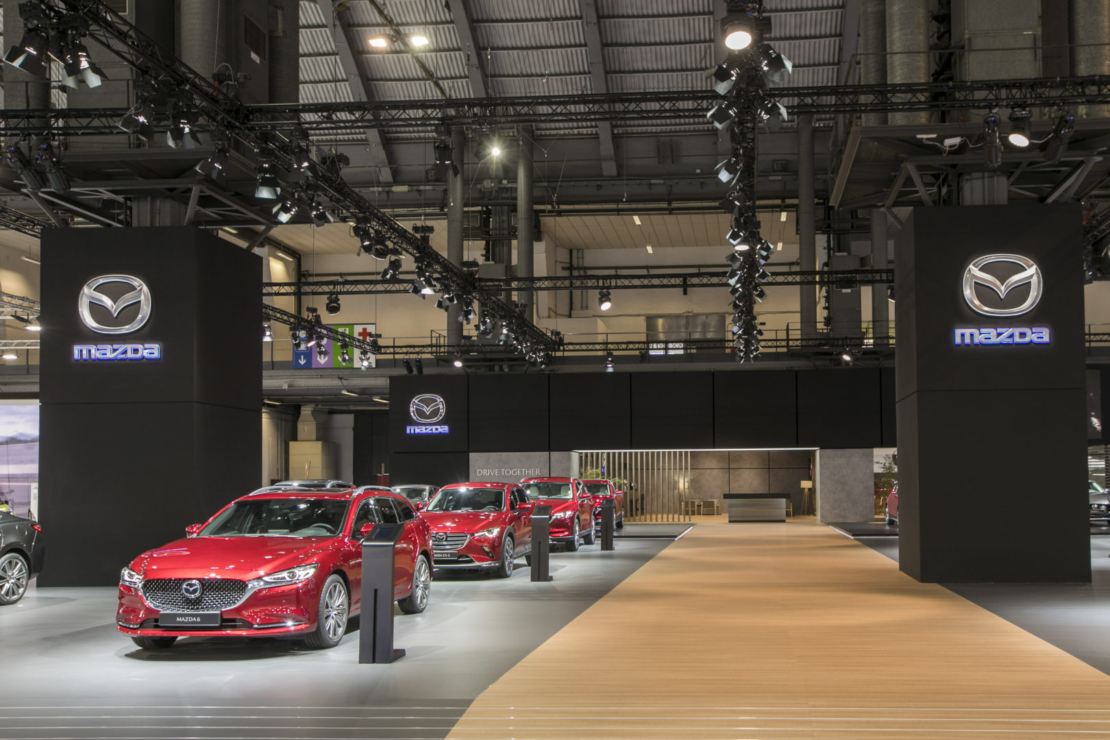 STAND MAZDA - AUTOMOBILE 2019 - GECOM